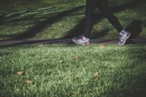 How long should you wait to exercise after tooth extraction?
